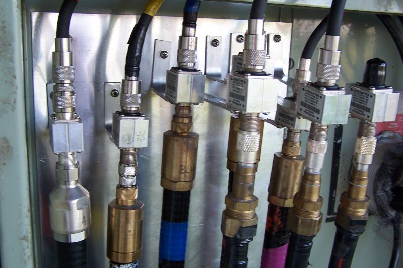 Photo :: Another close-up of the PolyPhaser mounting, and the ...